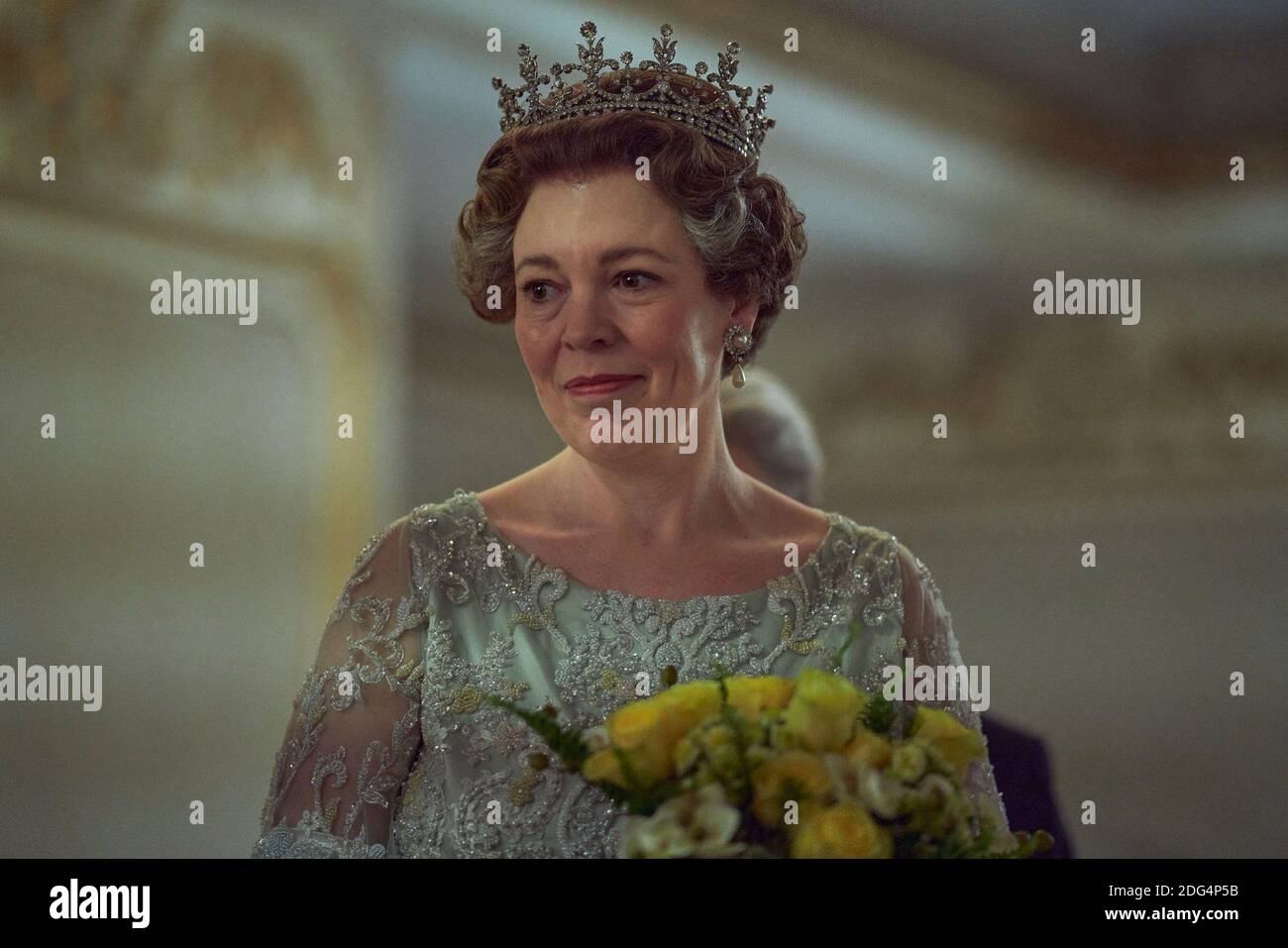 THE CROWN, Olivia Colman as Queen Elizabeth II, 'The Hereditary ...