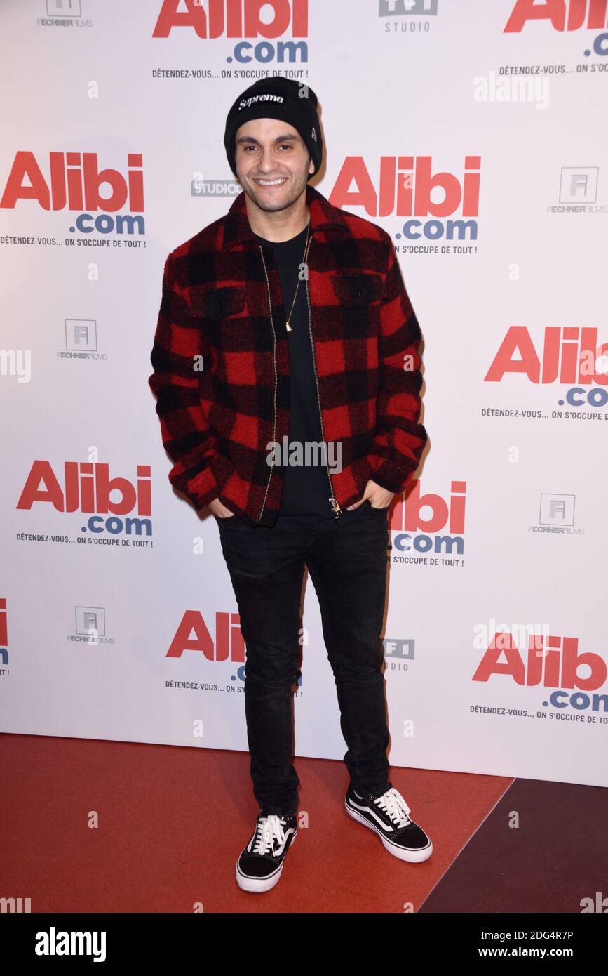 Malik Bentalha assiste a la premiere de Alibi.com A Paris, France, le ...