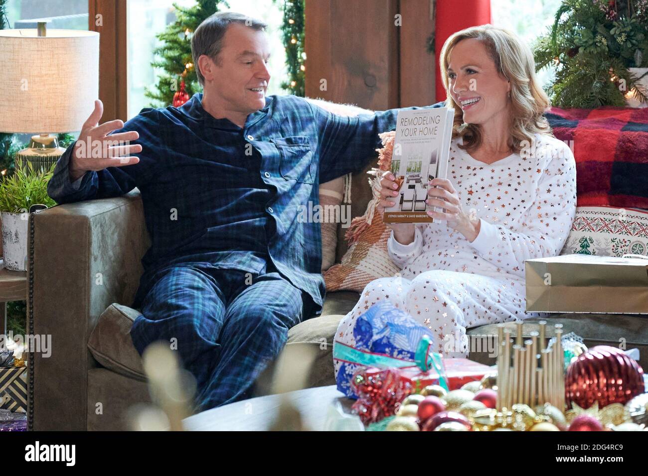 FIVE STAR CHRISTMAS, from left: Robert Wisden, Laura Soltis, (aired Nov ...