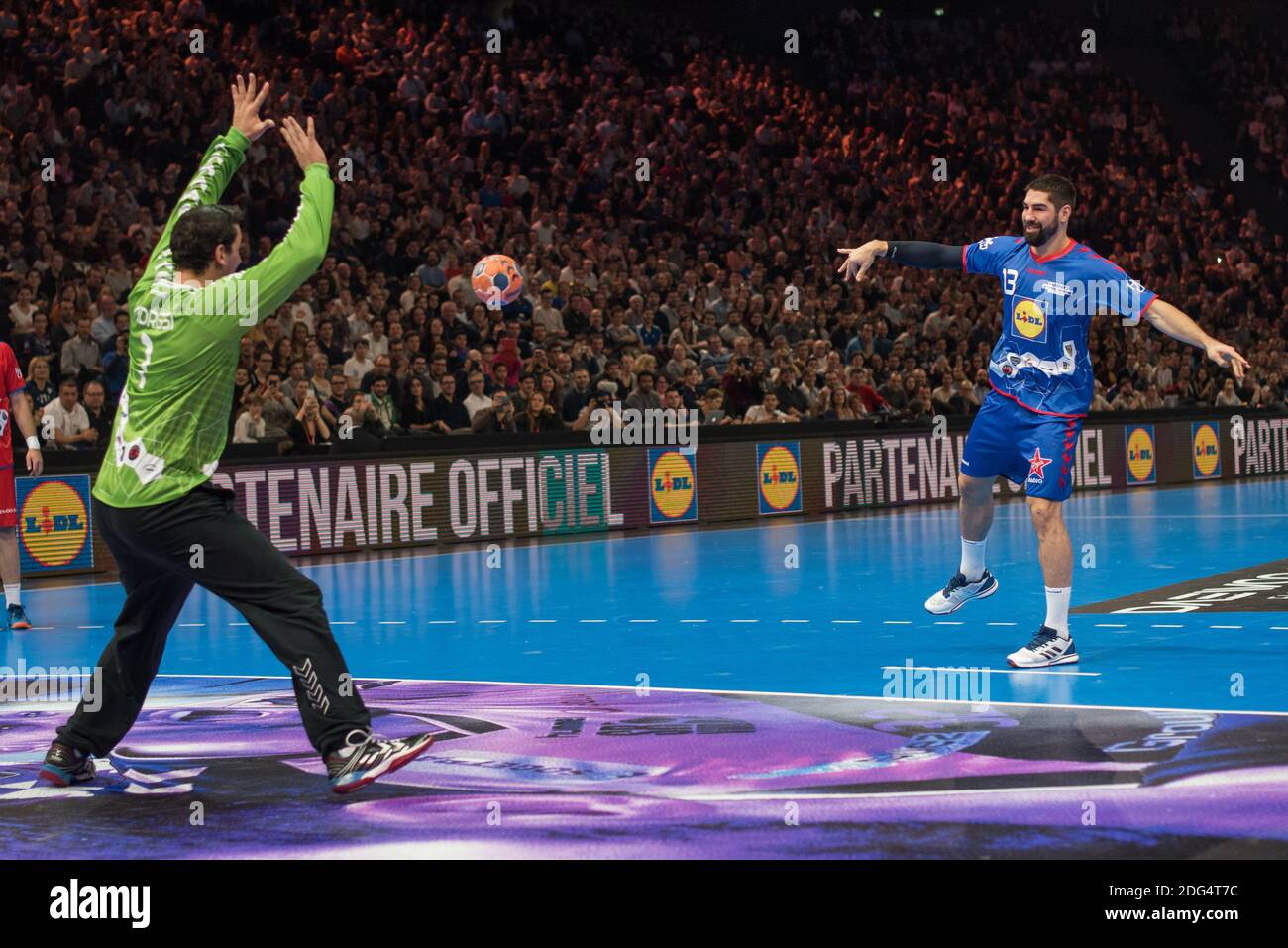 Nikola Karabatic during the Hand Star Game with Handball best players ...