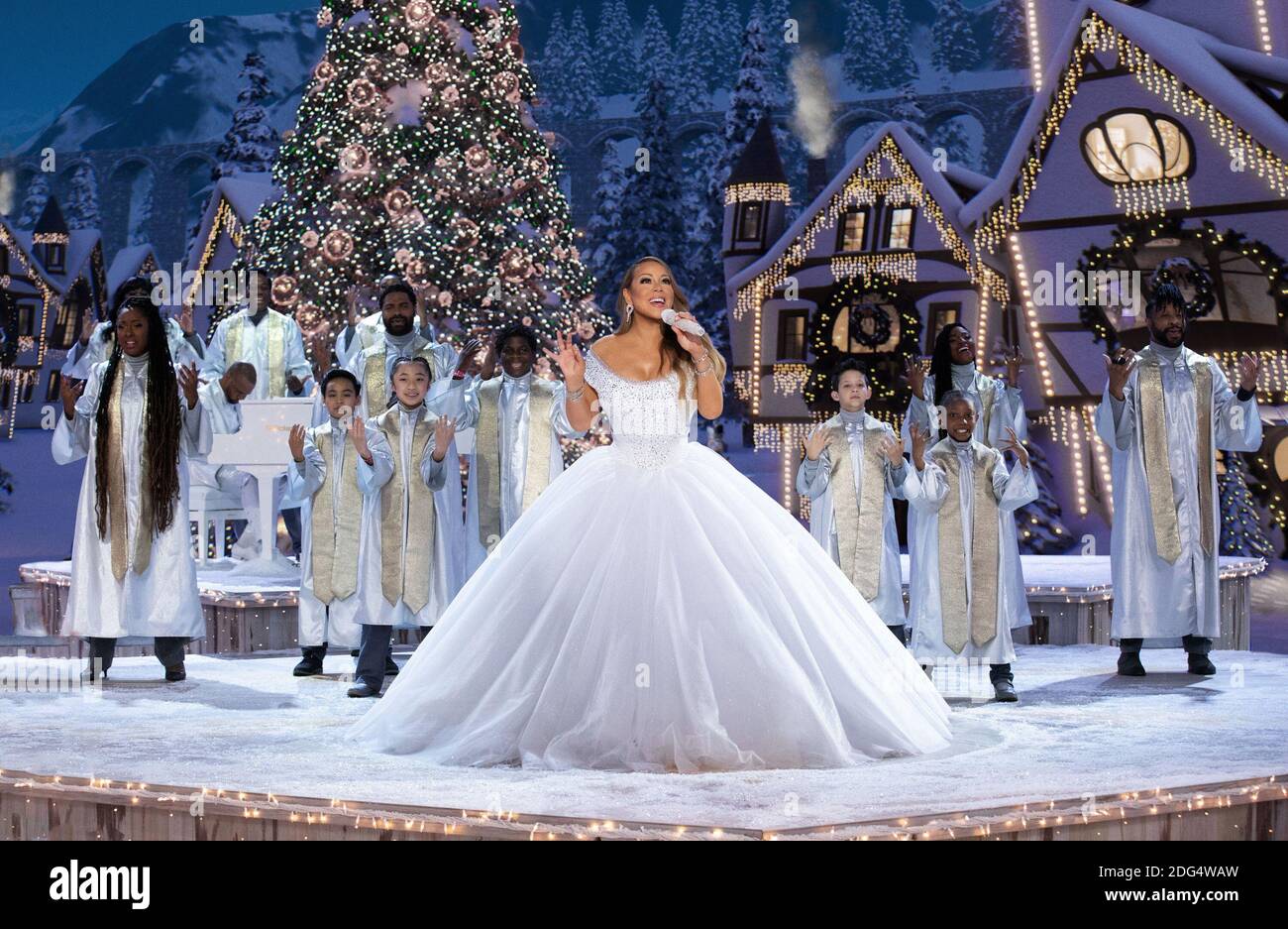 MARIAH CAREY'S MAGICAL CHRISTMAS SPECIAL, Mariah Carey, (aired Dec. 4 ...
