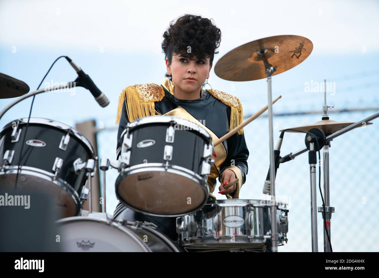 SELENA: THE SERIES, Noemie Gonzalez, Dame Un Beso', (Season 1, ep. 102 ...