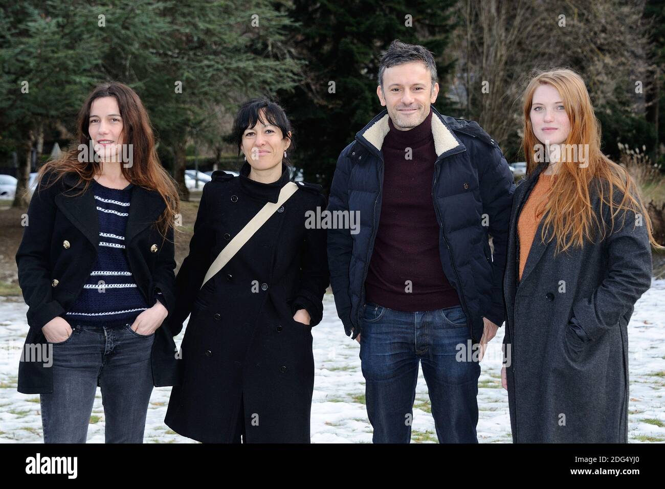 Zoe Felix, Elsa Marpeau, Mathieu Bisson et Fleur Geffrier assistent au ...