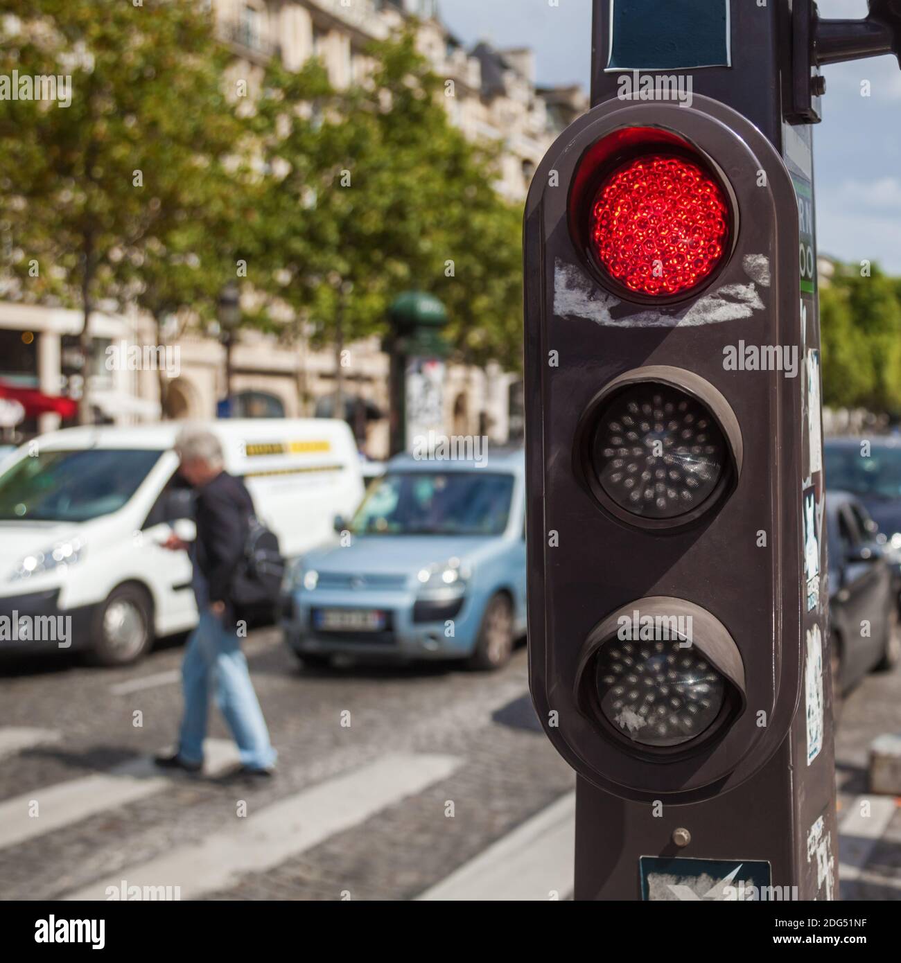 Pedestrian traffic light hi-res stock photography and images - Alamy