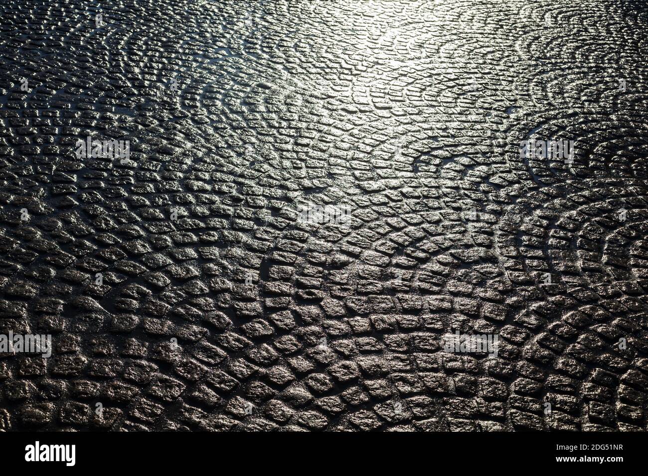 Black pavement hi-res stock photography and images - Alamy
