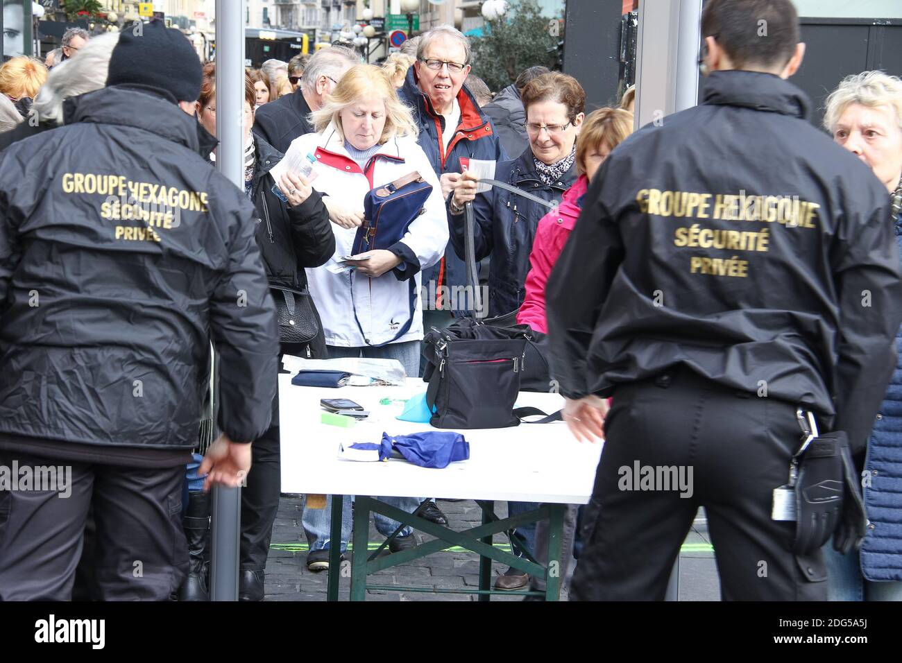 Carnival guards hi-res stock photography and images - Alamy