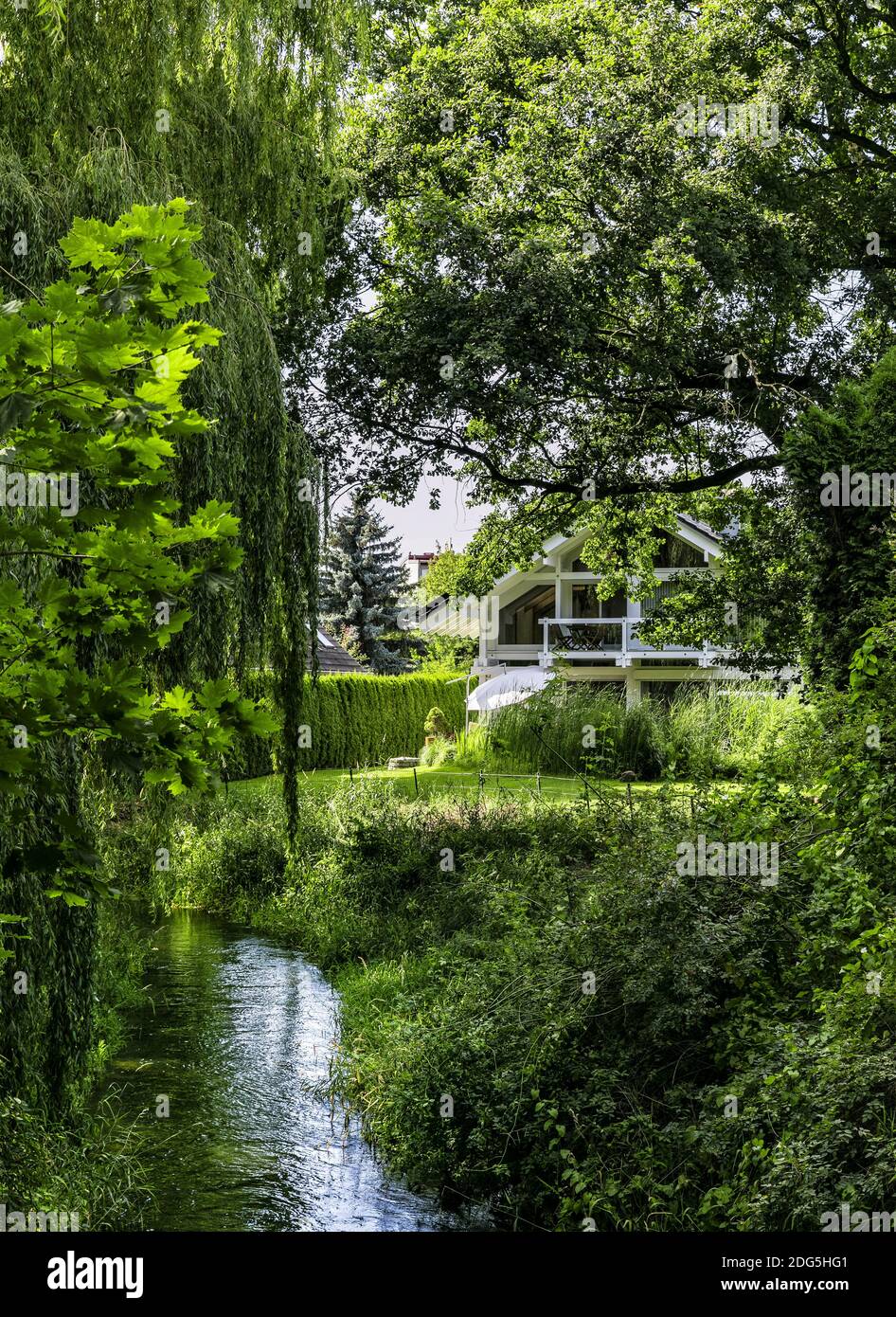 House on the river Stock Photo - Alamy