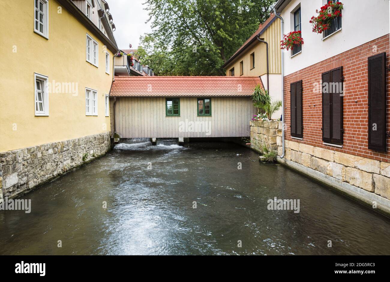 Connection path hi-res stock photography and images - Alamy