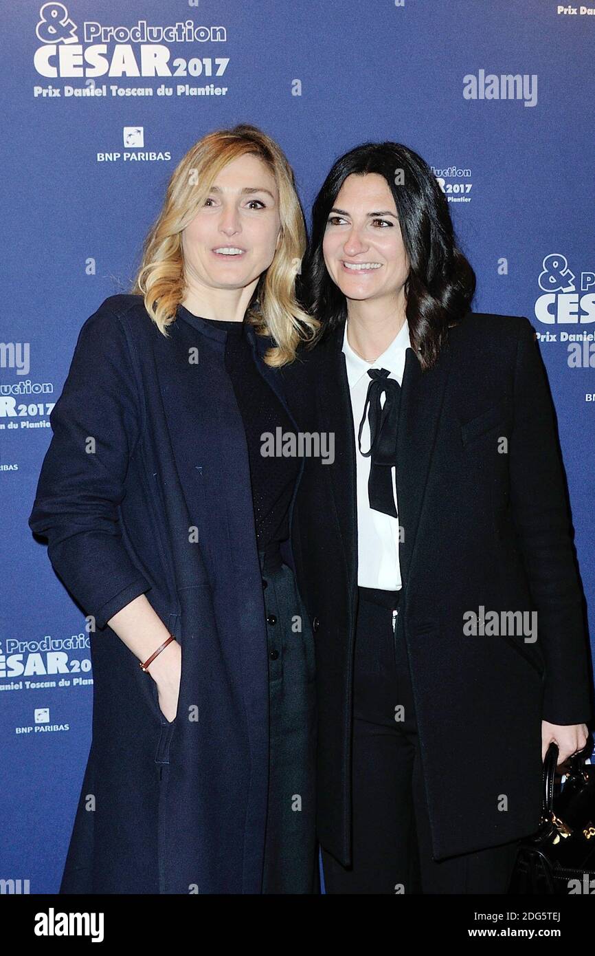 Julie Gayet et Elisa Soussan assistent au Prix Daniel Toscan du ...