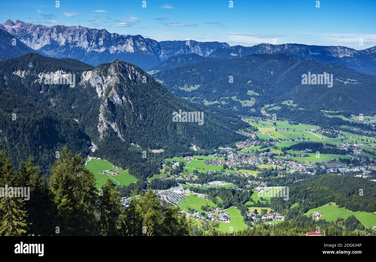 In the valley Stock Photo - Alamy