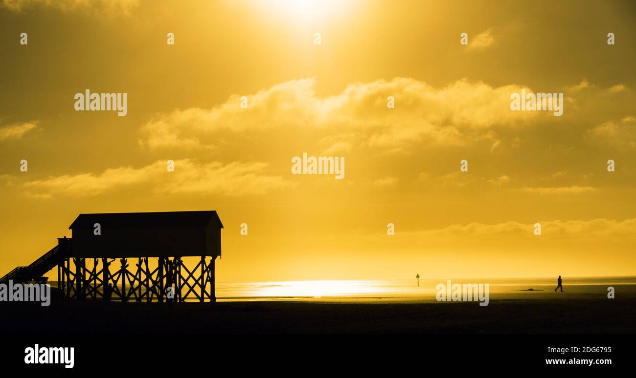 Mirages hi-res stock photography and images - Alamy