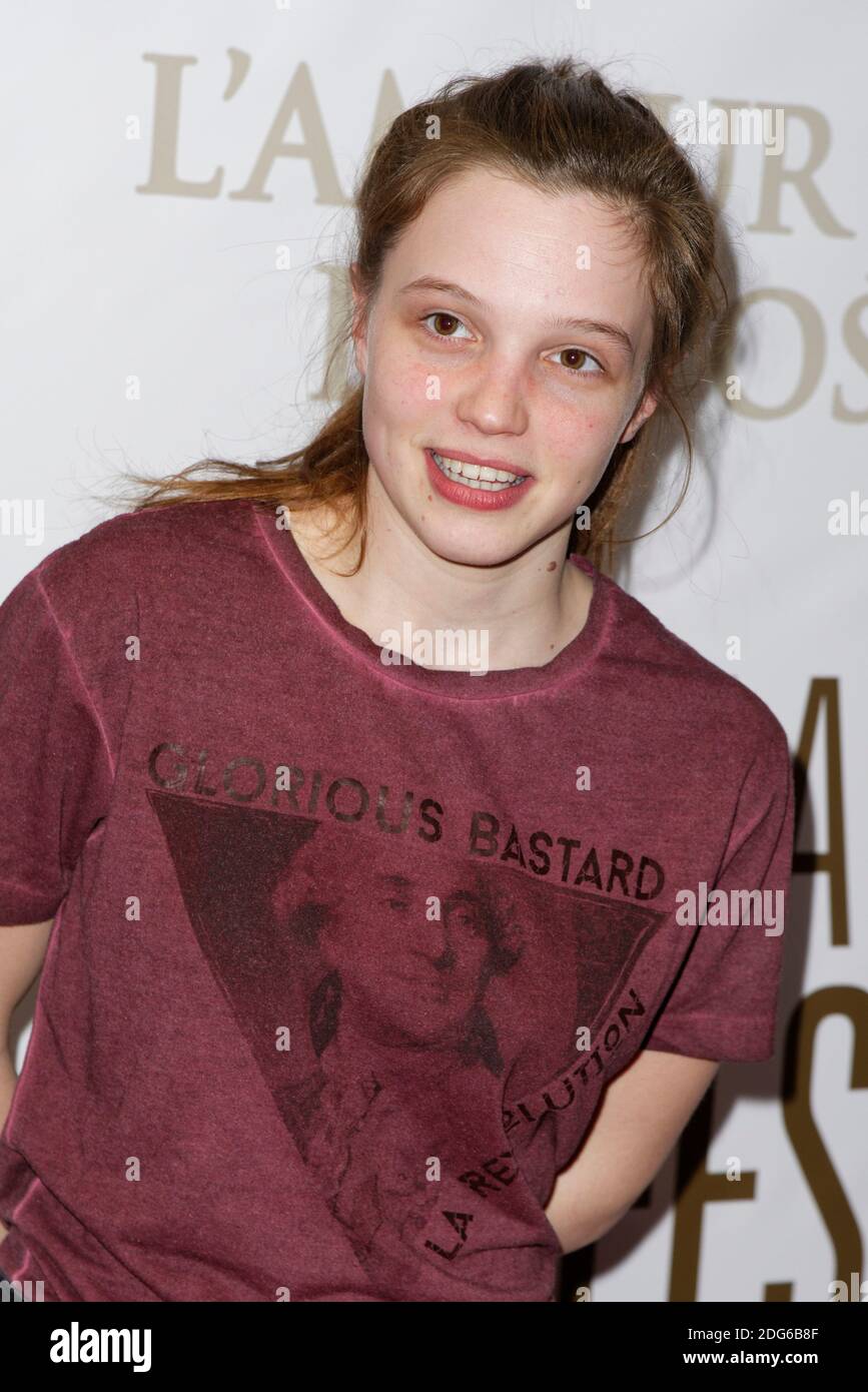 Solene Rigot lors de la premiere du film 'La Confession' a l'UGC Cine ...