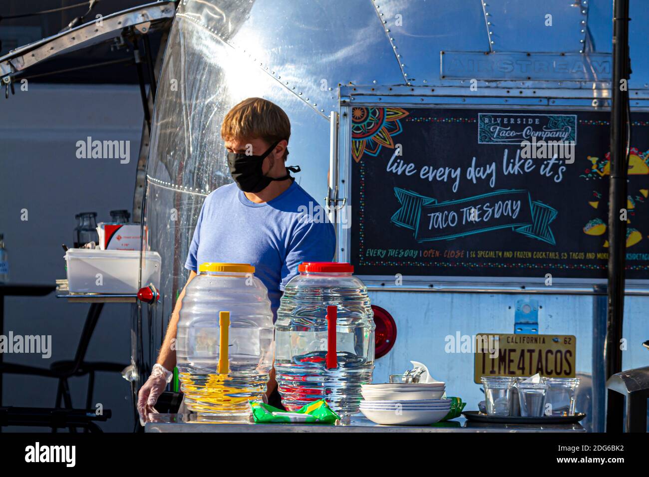 Alexandria, VA, 11-28-2020: Historic Riverside Taco Company: A shiny ...
