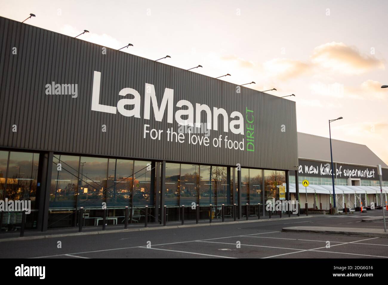 Melbourne, victoria covid supermarket hi-res stock photography and images - Alamy