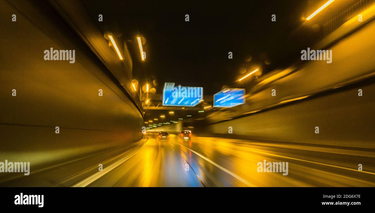 Low visibility hi-res stock photography and images - Alamy
