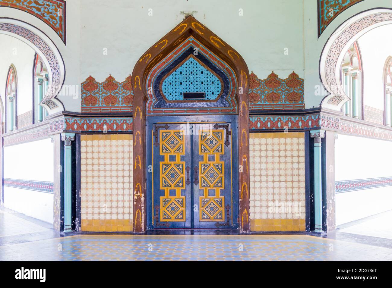The Grand Mosque of Medan in Sumatra, Indonesia Stock Photo - Alamy