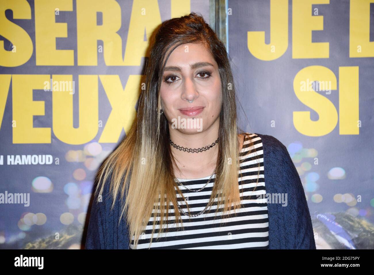 Sana Jammelieh assiste a la premiere du fim Je Danserai Si Je Veux a l ...
