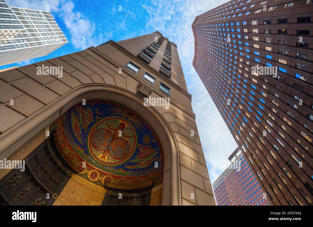 High rise entrance hi-res stock photography and images - Alamy