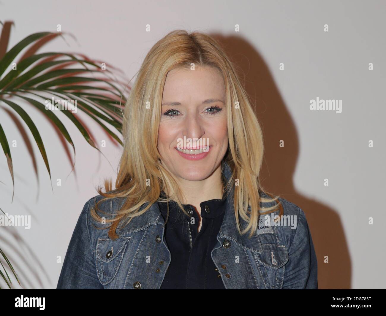 Das gla ckwunschfest silbereisen gratuliert hi-res stock photography ...