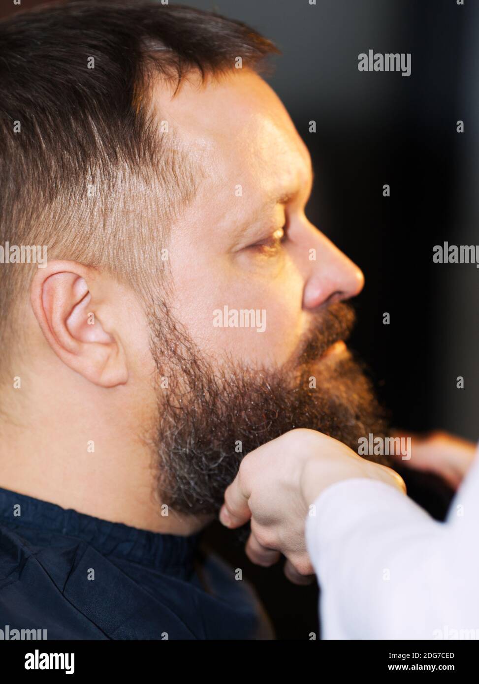 Man side view face hi-res stock photography and images - Alamy