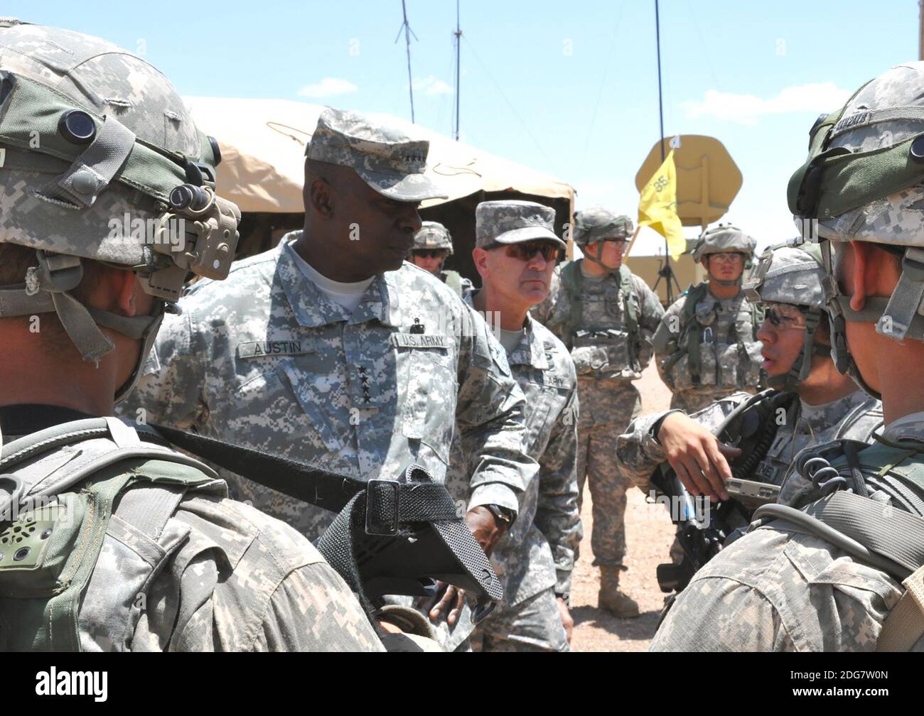 2nd network battalion hi-res stock photography and images - Alamy