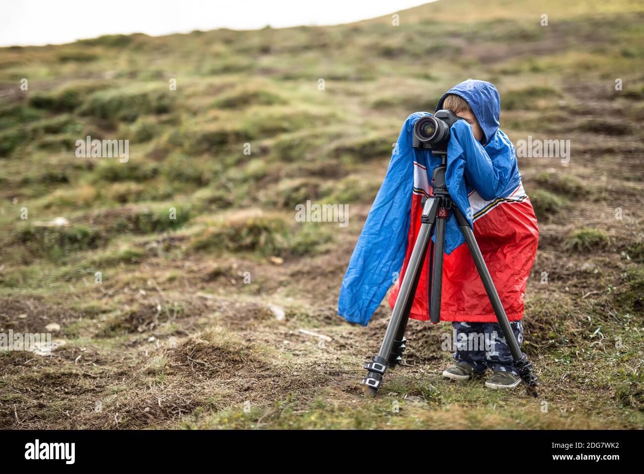 Camera kid hi-res stock photography and images - Alamy