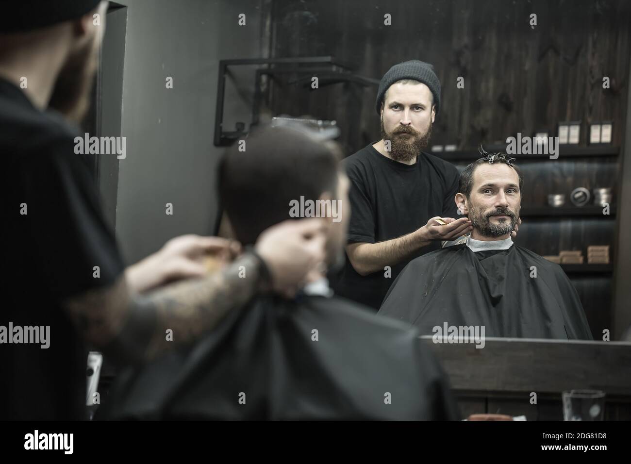 Male haircut in barbershop hairdresser hi-res stock photography and ...