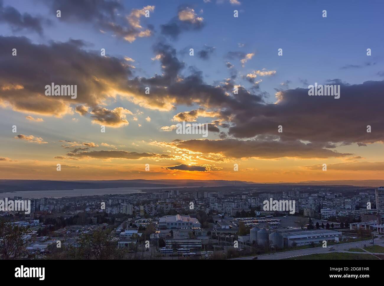 Beautiful world famous city hi-res stock photography and images - Alamy