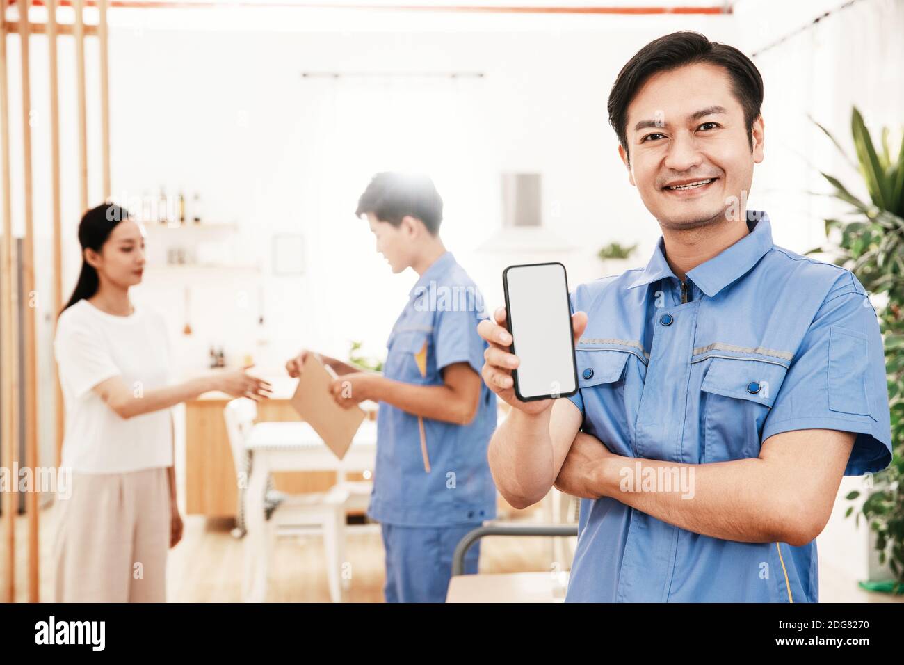 Moving House Services High Resolution Stock Photography and Images - Alamy