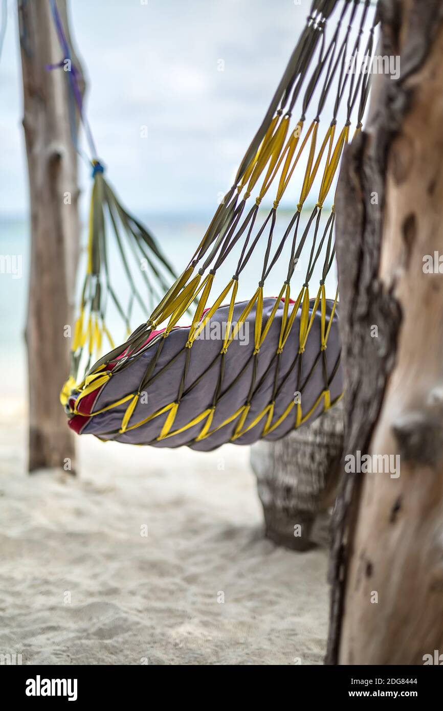 Hammock on beach hi-res stock photography and images - Alamy