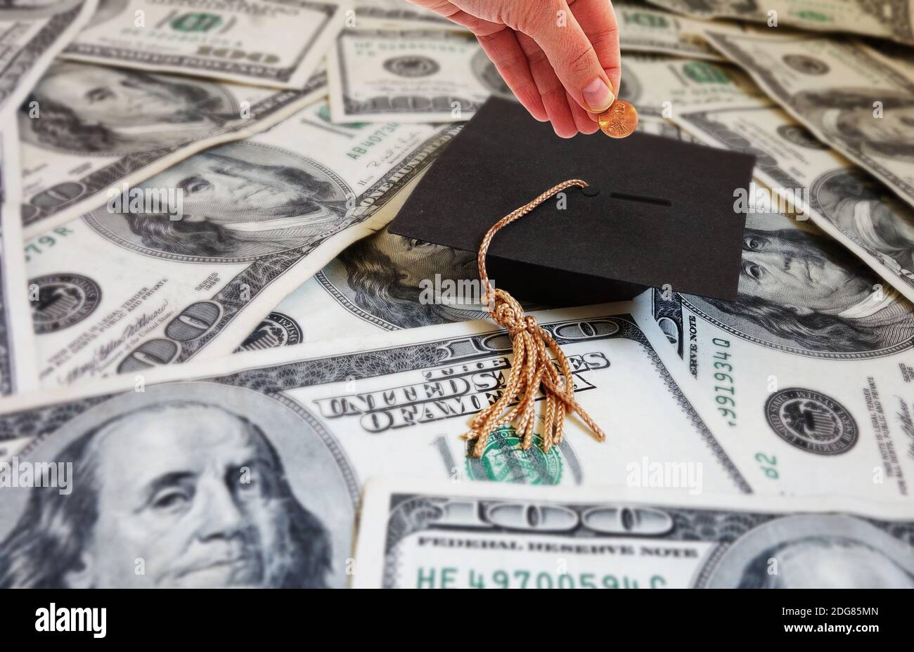 College graduate debt hi-res stock photography and images - Alamy