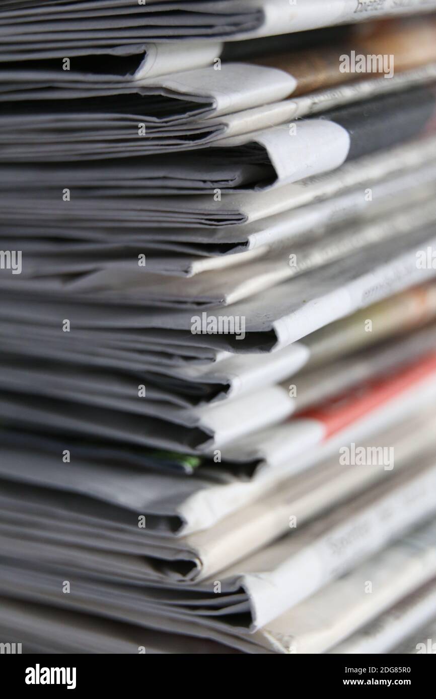 stack of magazines Stock Photo - Alamy
