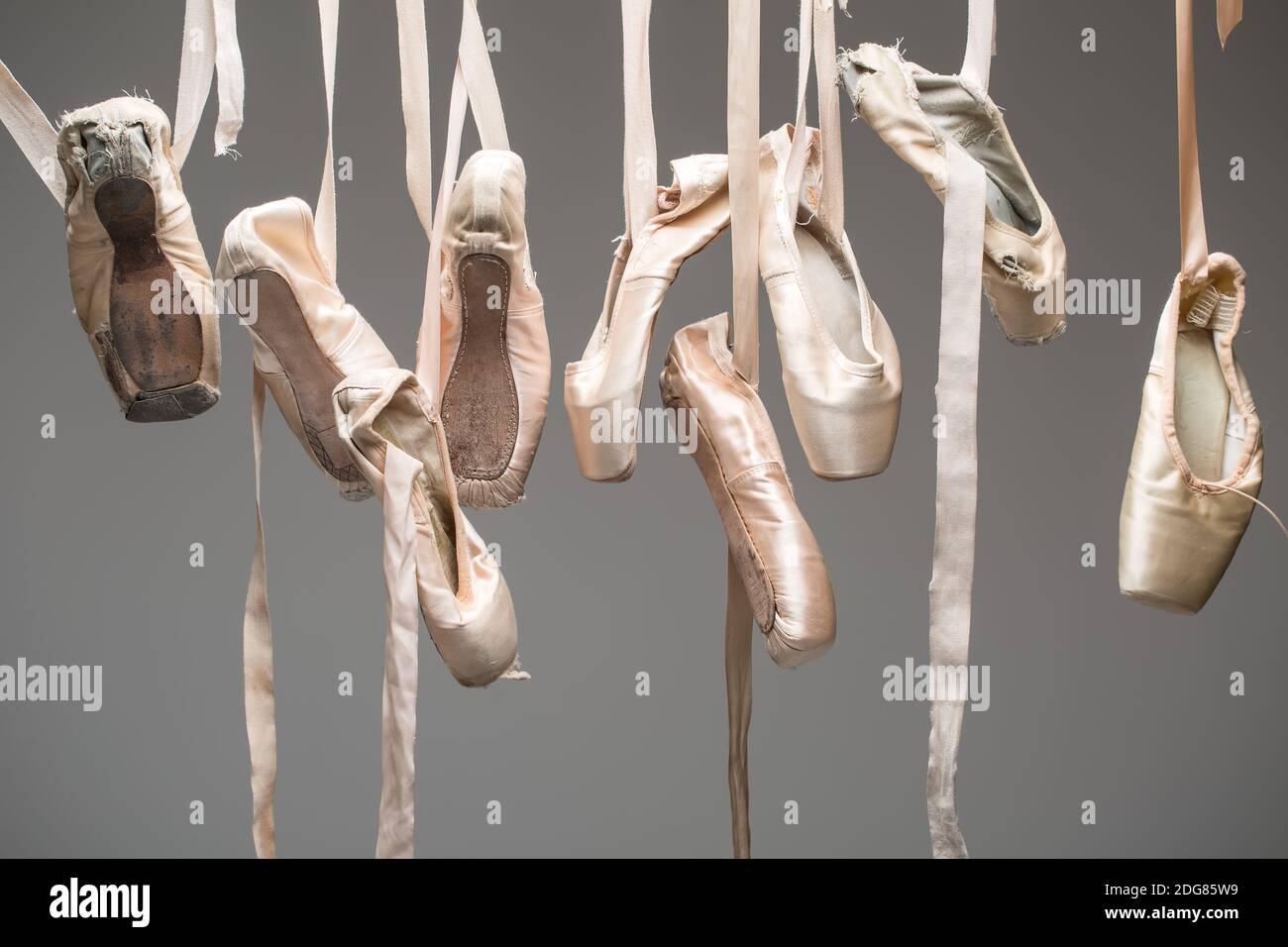 Ballet shoes pointe isolated Stock Photo - Alamy