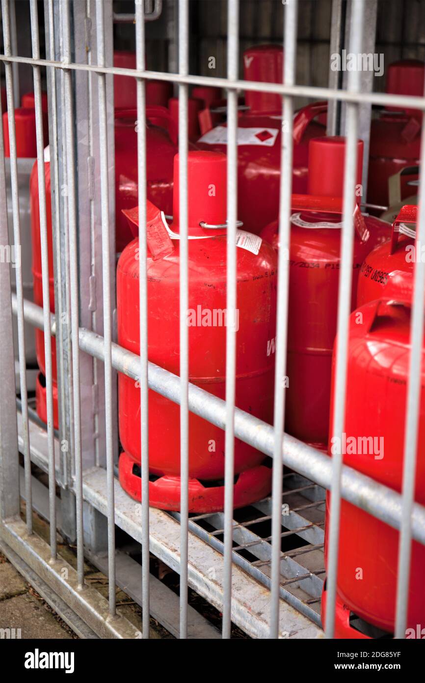 Red oil barrels hi-res stock photography and images - Alamy