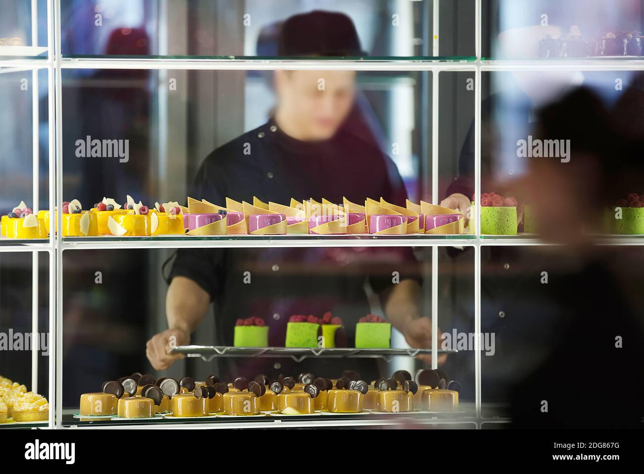 Confectionery shelf hi-res stock photography and images - Alamy