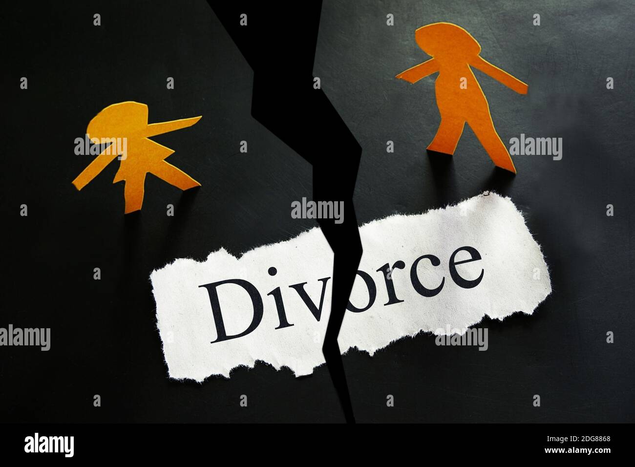 Paper divorce concept Stock Photo - Alamy