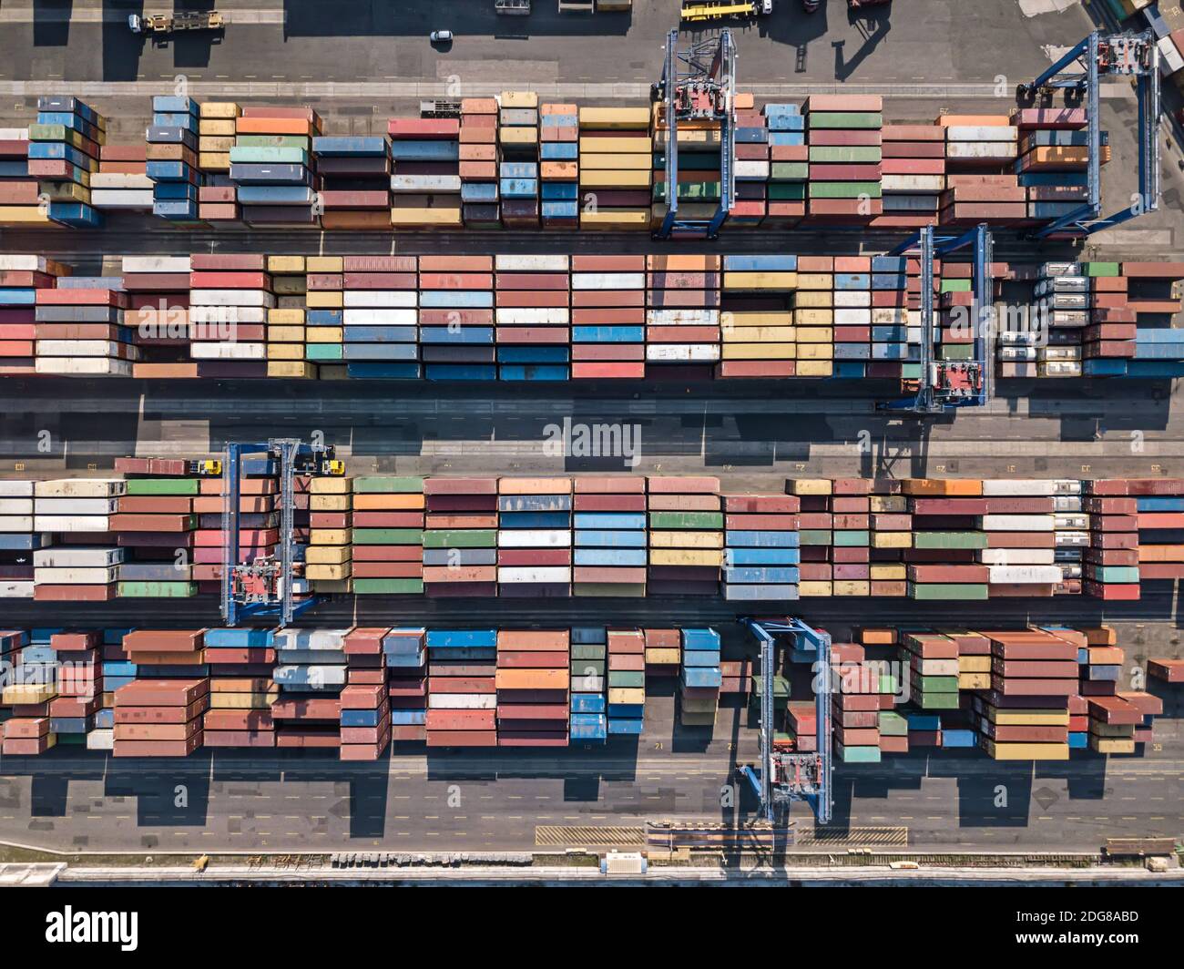 Warehouse with many containers Stock Photo - Alamy
