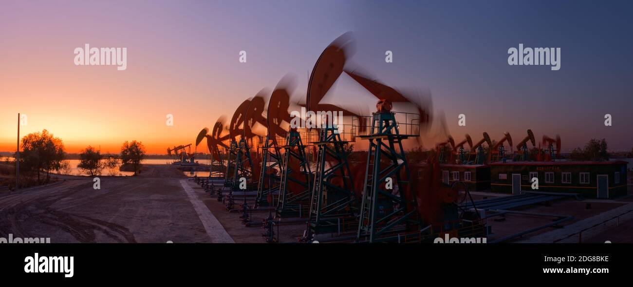Daqing oil field in heilongjiang province Stock Photo - Alamy