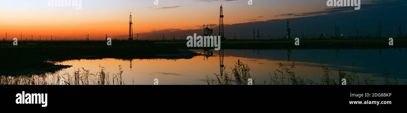 Daqing oil field in heilongjiang province Stock Photo - Alamy