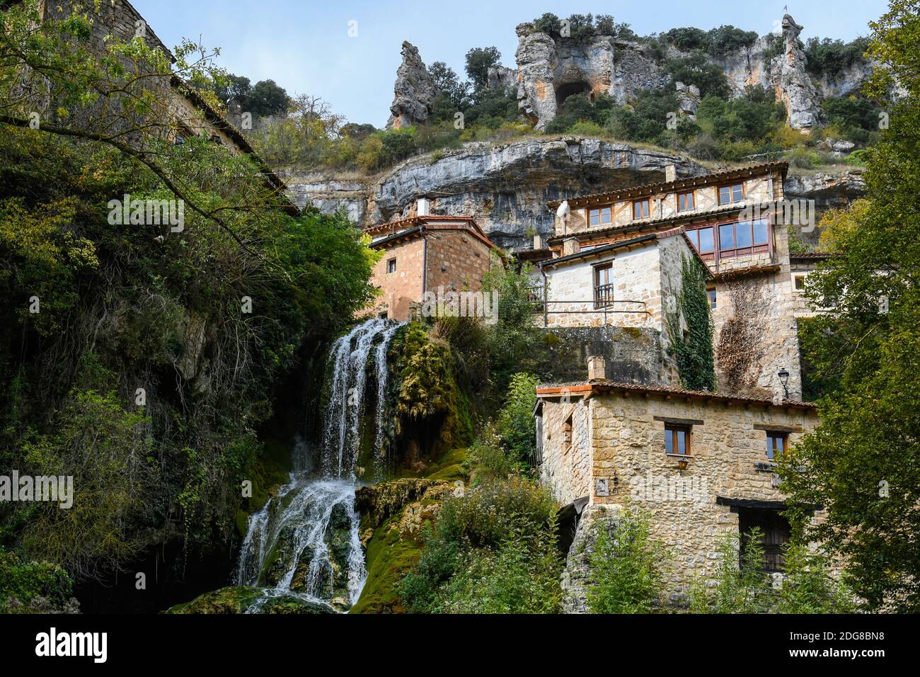 Orbaneja del Castillo waterfalls Stock Photo - Alamy