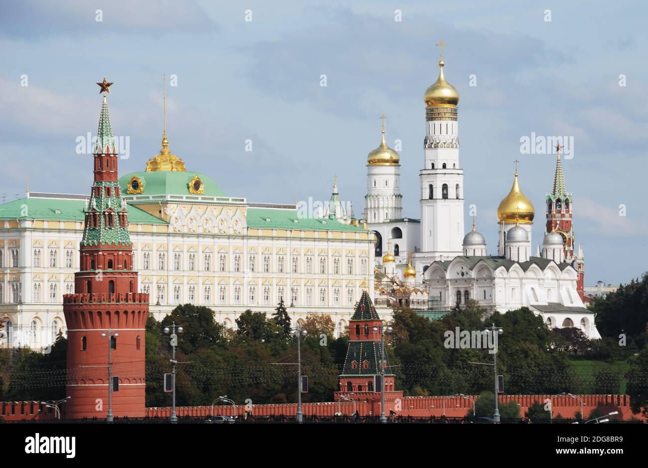 Great kremlin palace hi-res stock photography and images - Alamy