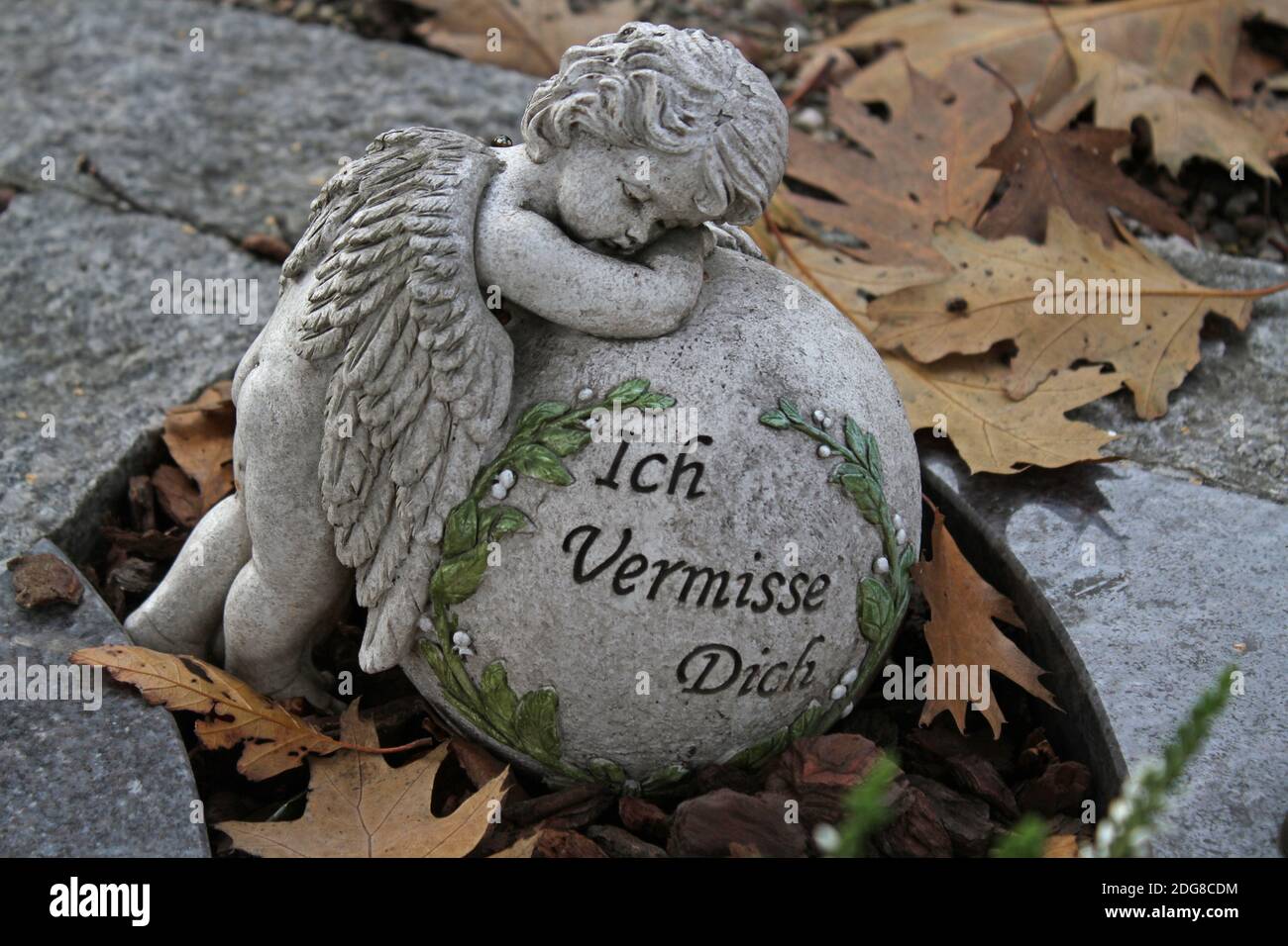 Figure angel of death hi-res stock photography and images - Alamy