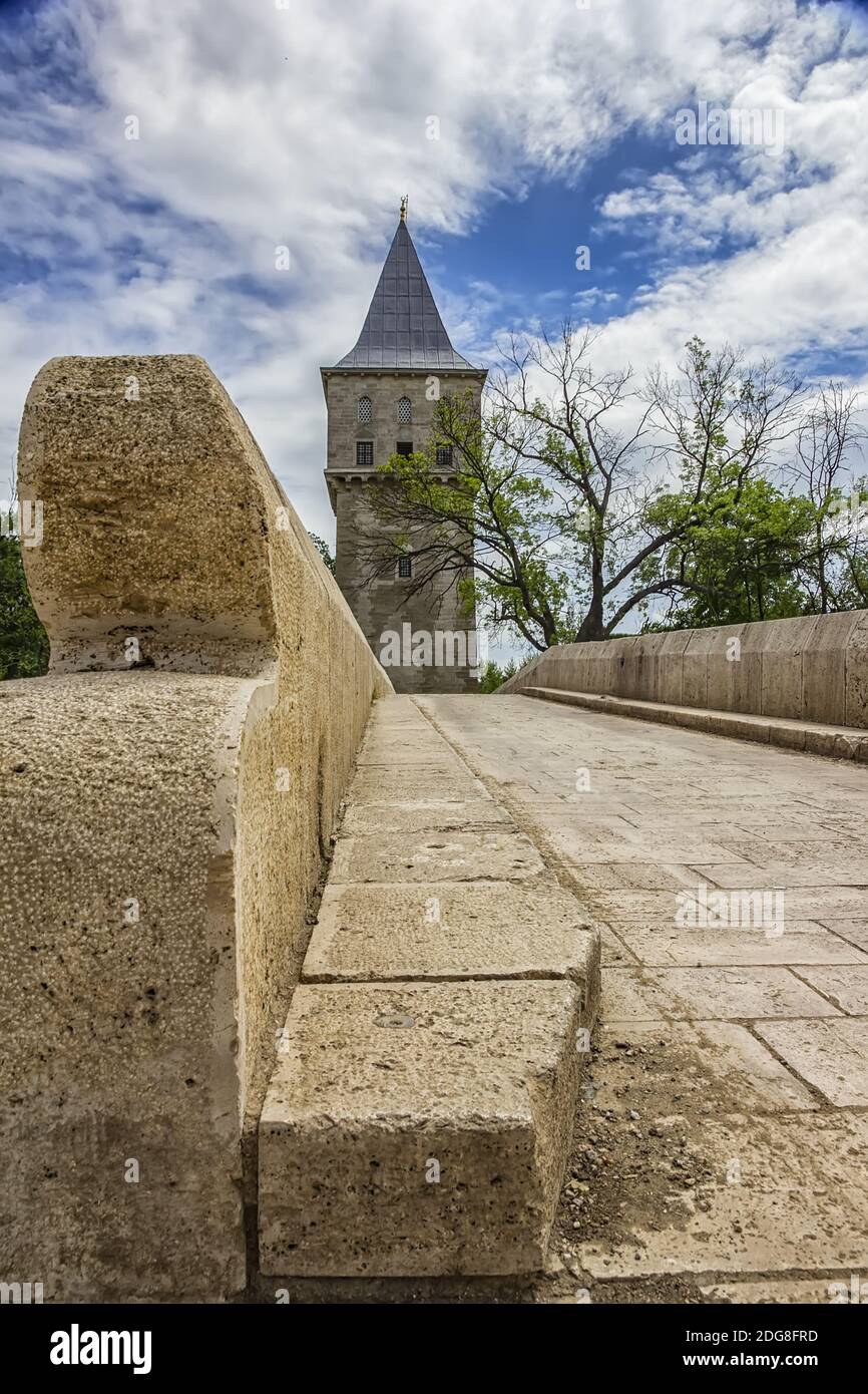 Tower travel famous stone hi-res stock photography and images - Alamy