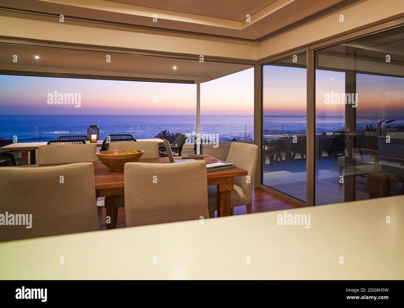 Scenic view from window sea hi-res stock photography and images - Alamy