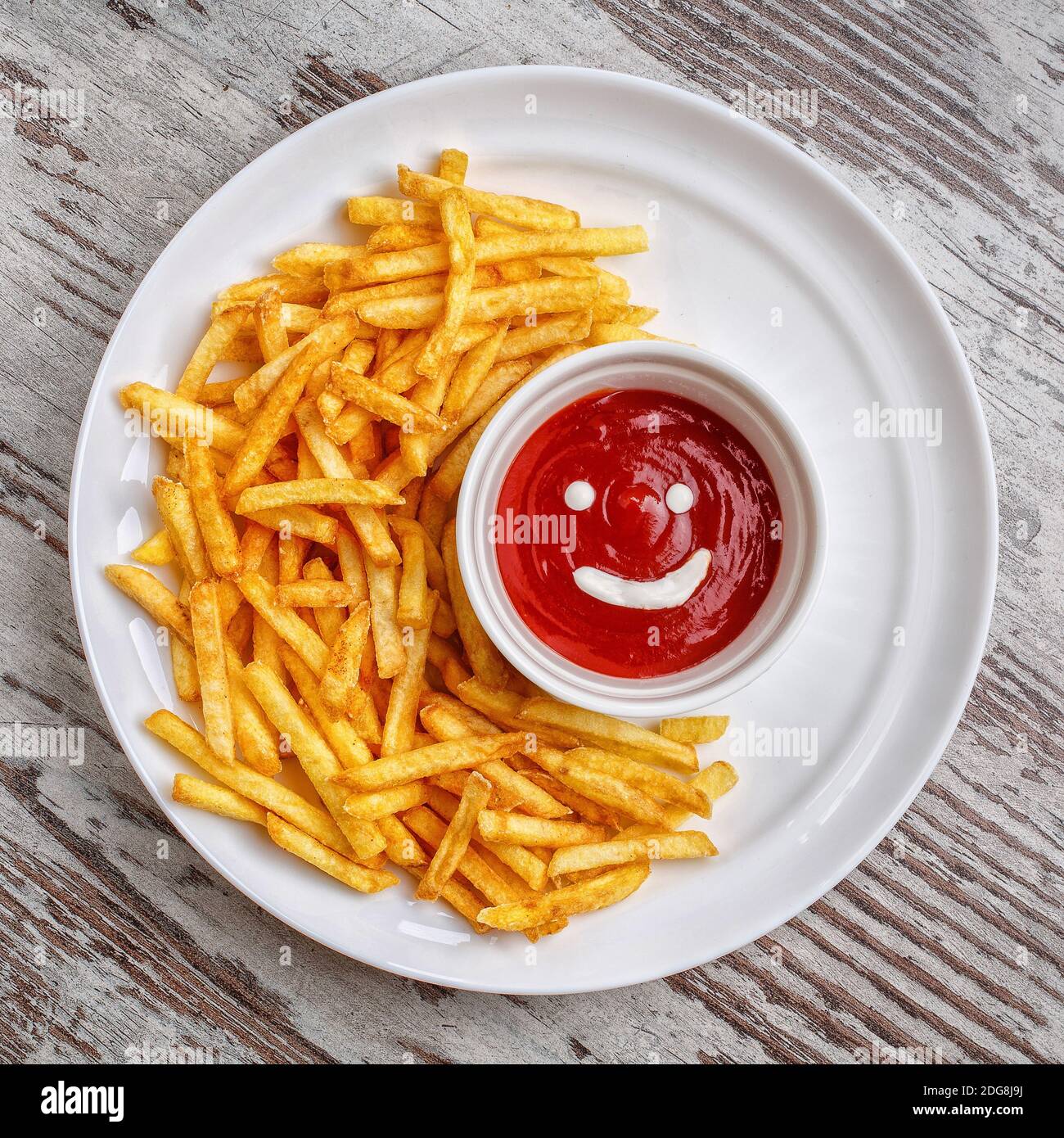 Smiley french fries hi-res stock photography and images - Alamy
