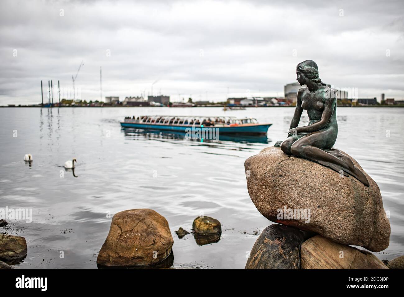 Mermaid statue in Copenhagen Stock Photo - Alamy