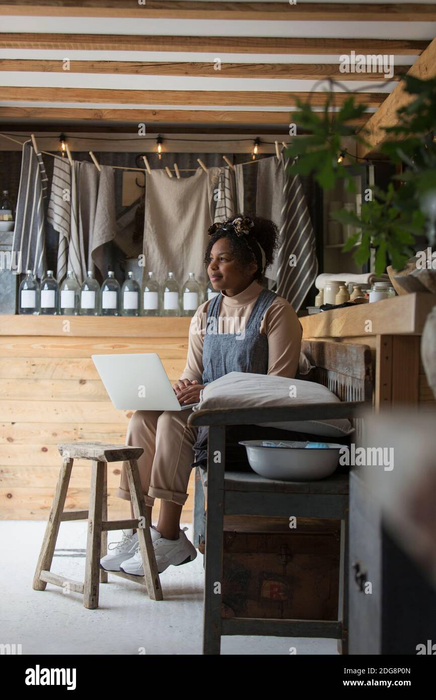 Female shop owner using hi-res stock photography and images - Alamy
