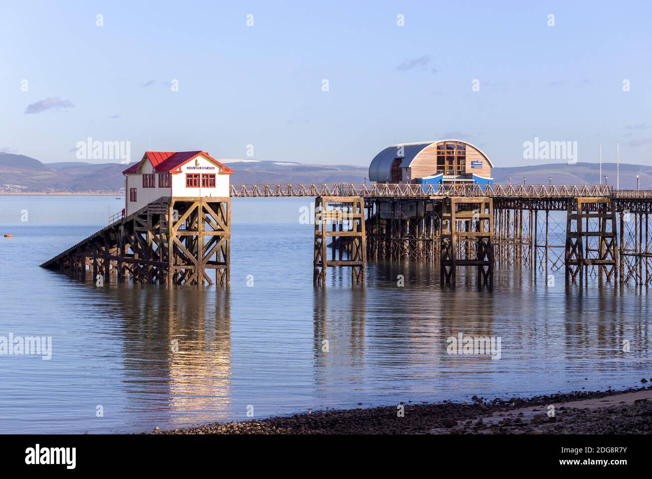 Rnli lifeboat at sea rescue wales hi-res stock photography and images ...