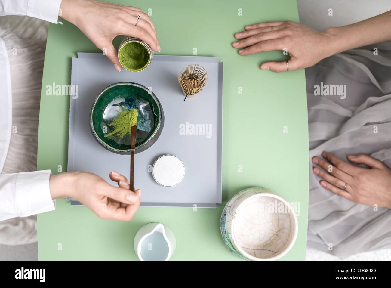 Making of green matcha tea Stock Photo - Alamy
