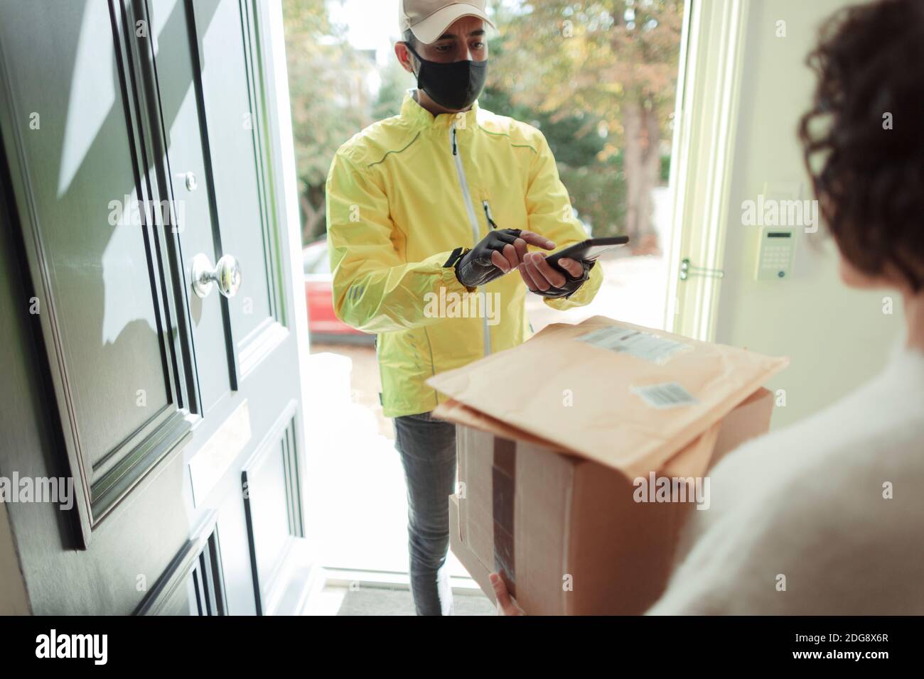 Shelter over front door hi-res stock photography and images - Alamy